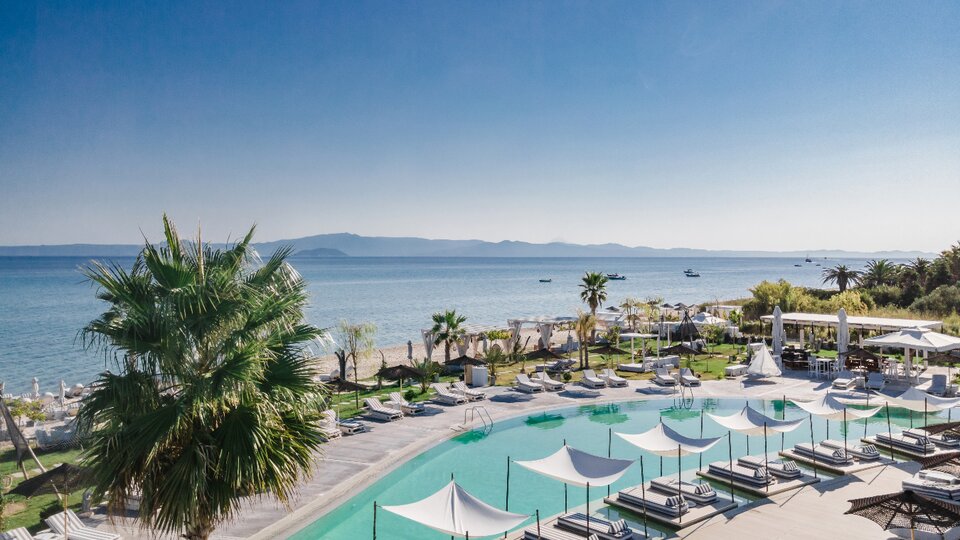 Hotel Blue Carpet Luxury Suites | Pefkohori apartmani letovanje 2026 ...