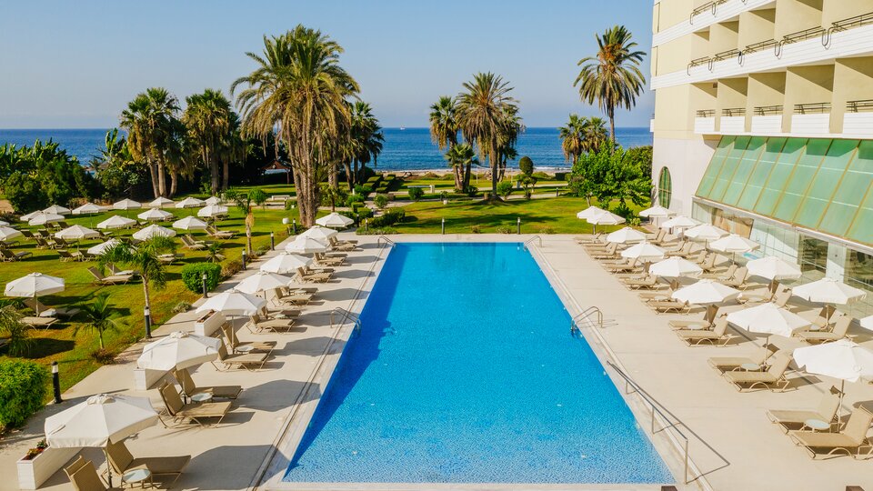 Louis Imperial Beach 4* | Letovanje Pafos 2026 | Club Paradiso
