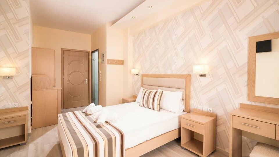 Star Bay Luxury 1* | Limenarija hoteli letovanje 2024 | Club Paradiso