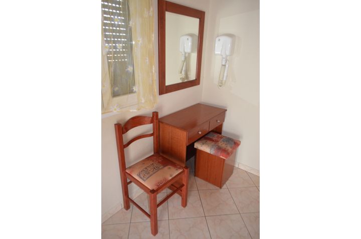 Vila Eleni 1 | Potos apartmani letovanje 2026 | Club Paradiso